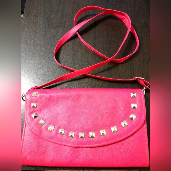 Source Unknown | Bags | Small Pink Over The Shoulder Purse With Golden ...
